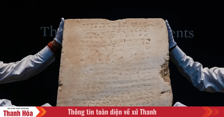 Kỷ lục tấm bia đá được bán với giá hơn 120 tỷ đồng